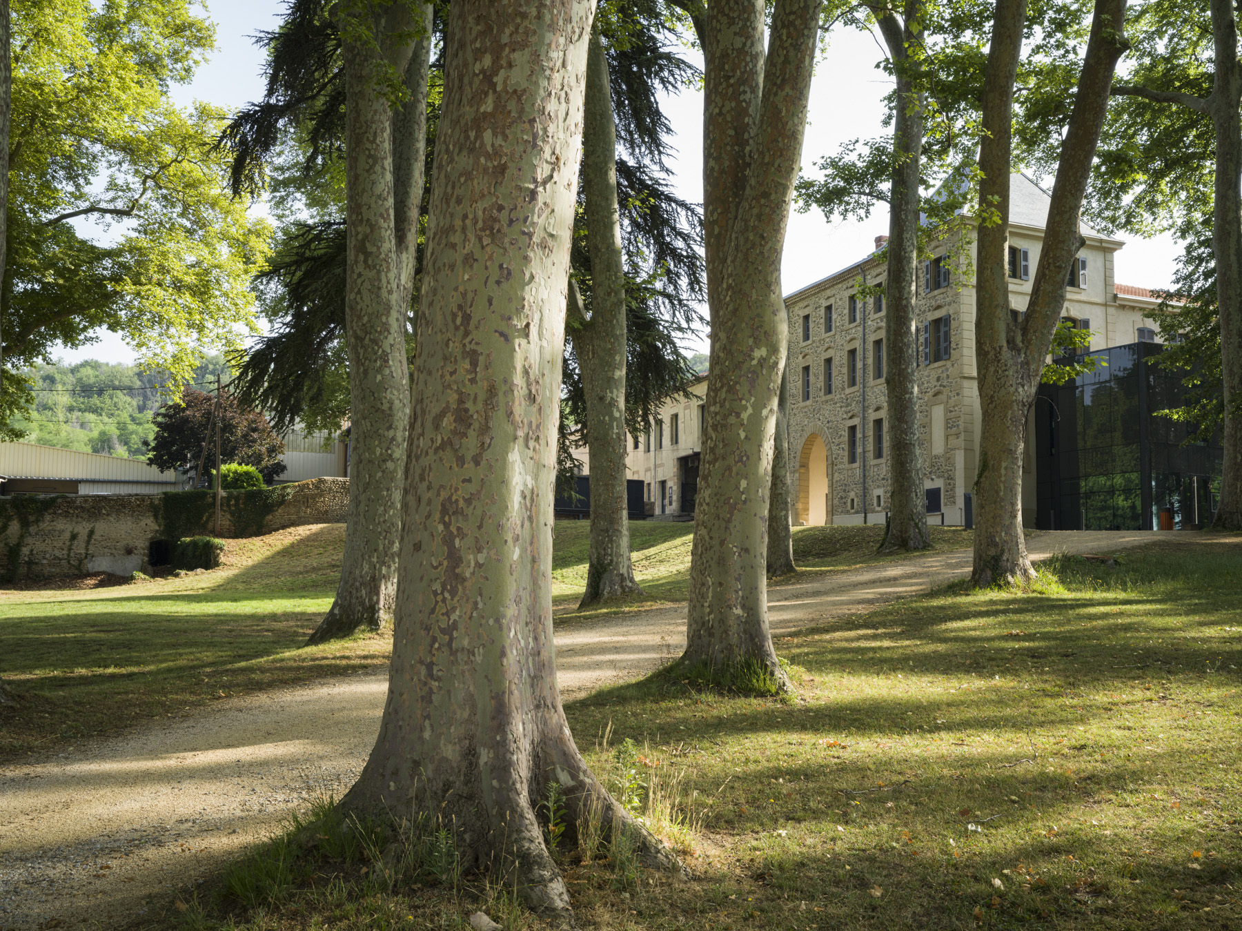 REVOL PORCELAINE - FRANCECLAT INTERNATIONAL