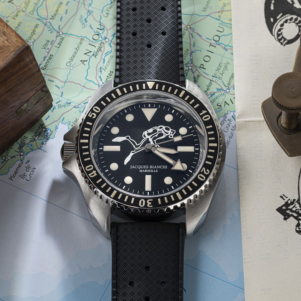 A new wave of French dive watches - FRANCECLAT INTERNATIONAL